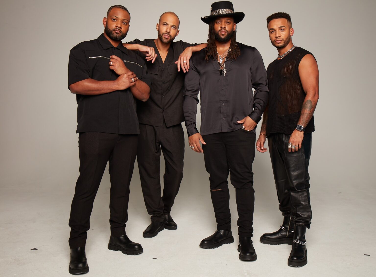 CHART-TOPPERS JLS ANNOUNCE SUMMER DATE AT SCARBOROUGH OPEN AIR THEATRE - Northern Ireland Connected