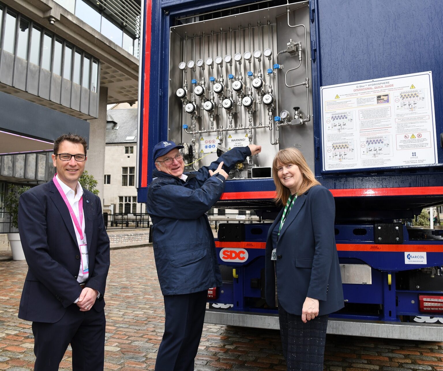 Nottingham-based firm driving the ‘fuel of the future’ – Luxfer Gas Cylinders showcases its ...